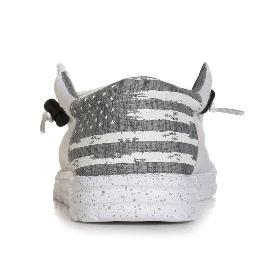 Howitzer Roam Flag – Northwoods Wholesale Outlet